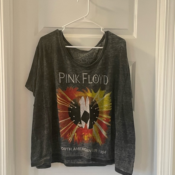 Chaser | Tops | Chaser Tee Worn Once | Poshmark